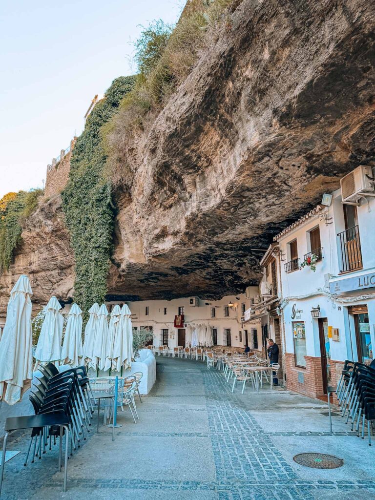 9 things to do in Setenil de las Bodegas cave village