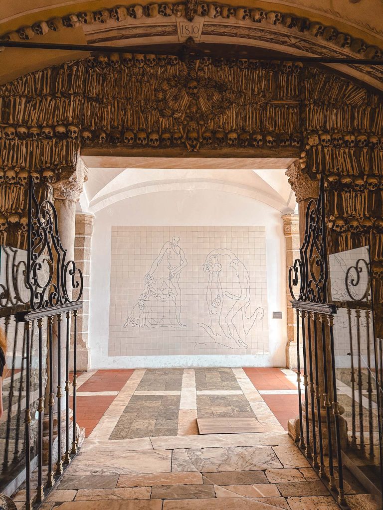 Museum-City Évora: 17 best things to do in Évora, Portugal