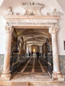 Museum-City Évora: 17 best things to do in Évora, Portugal