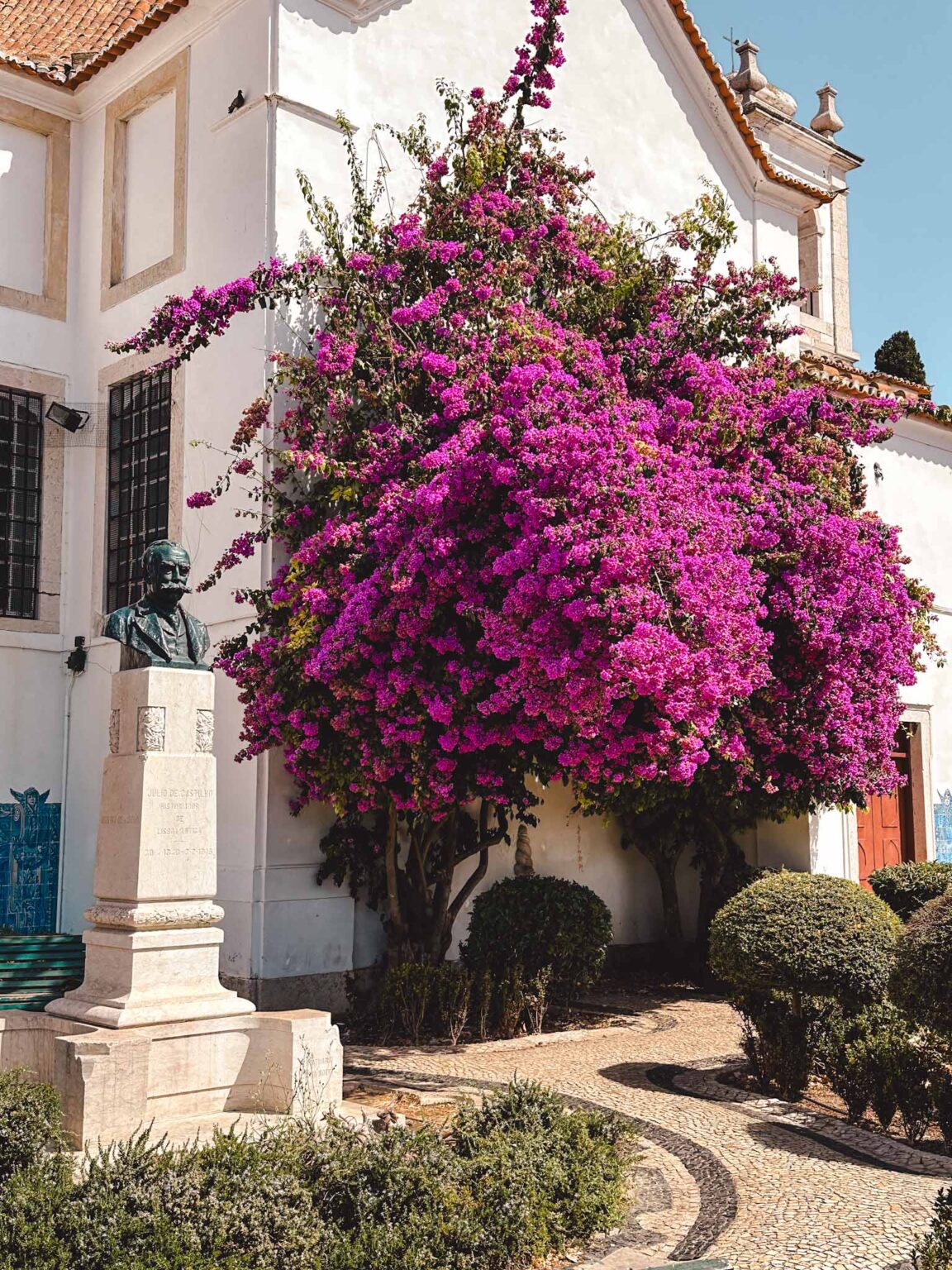 19 most beautiful places in Lisbon, Portugal