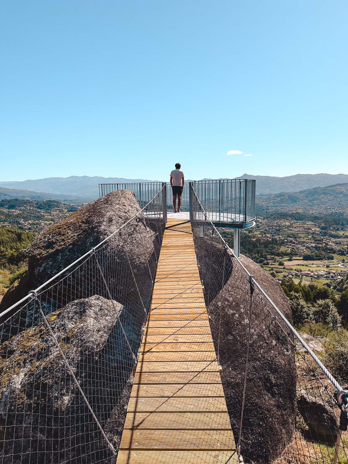 33 most beautiful swings in Portugal (for the best photos!)