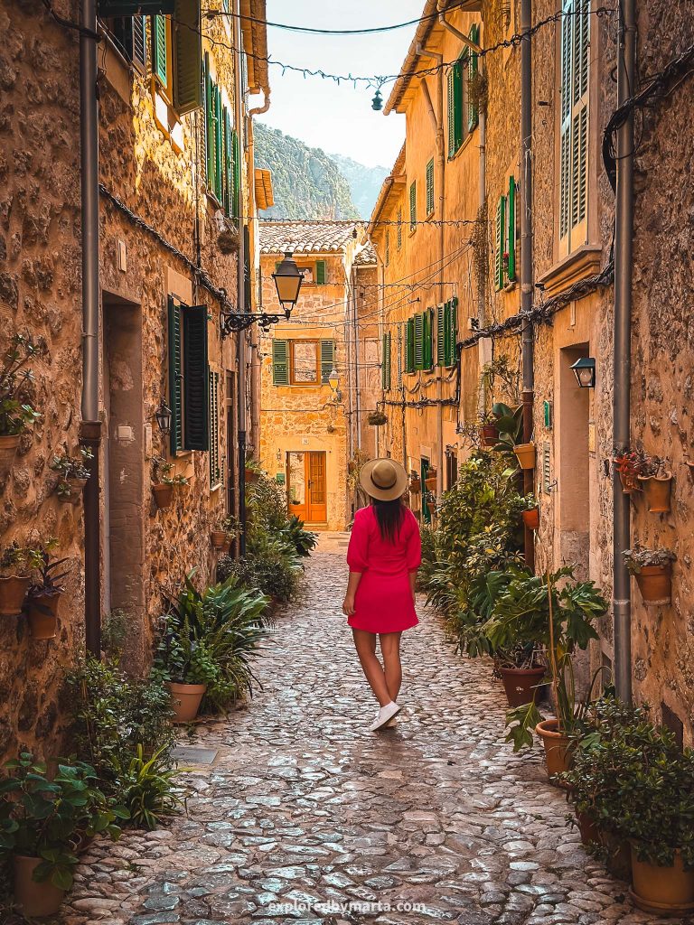 16 most popular day trips from Palma de Mallorca, Spain